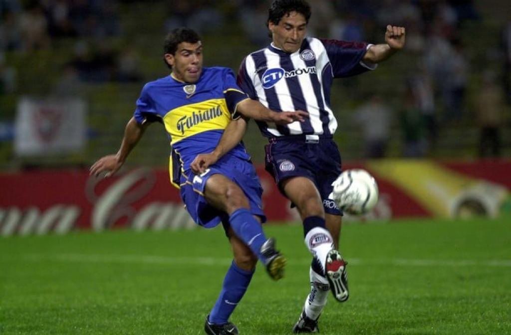 A 22 años del debut de Carlos Tévez en Boca