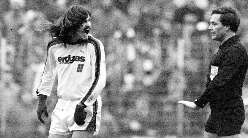 La peor lesión del fútbol: el escalofriante incidente de Ewald Lienen