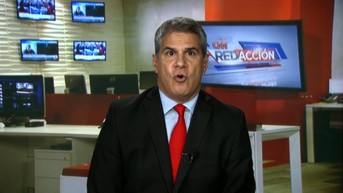 Al aire: Conductor de CNN anuncia terremoto en pleno impacto