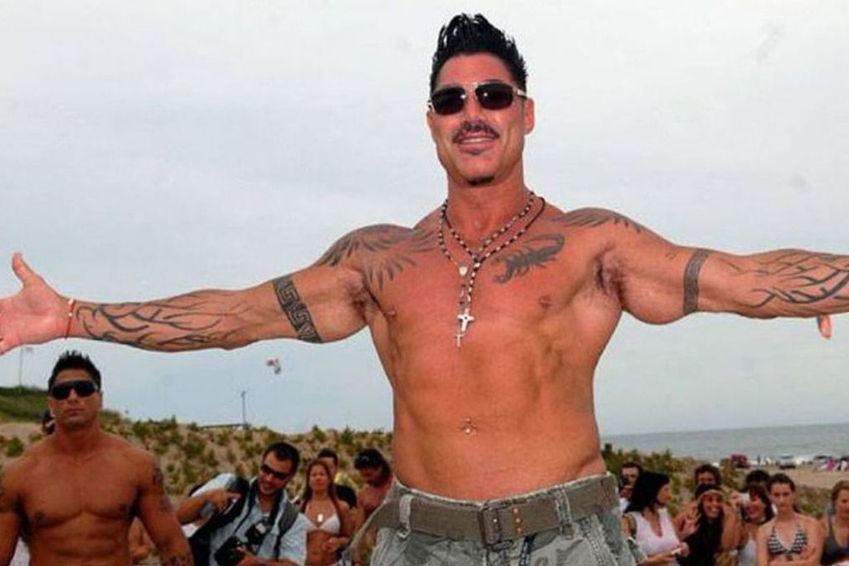 Ricardo Fort: Vuelve El Comandante y con su propia serie