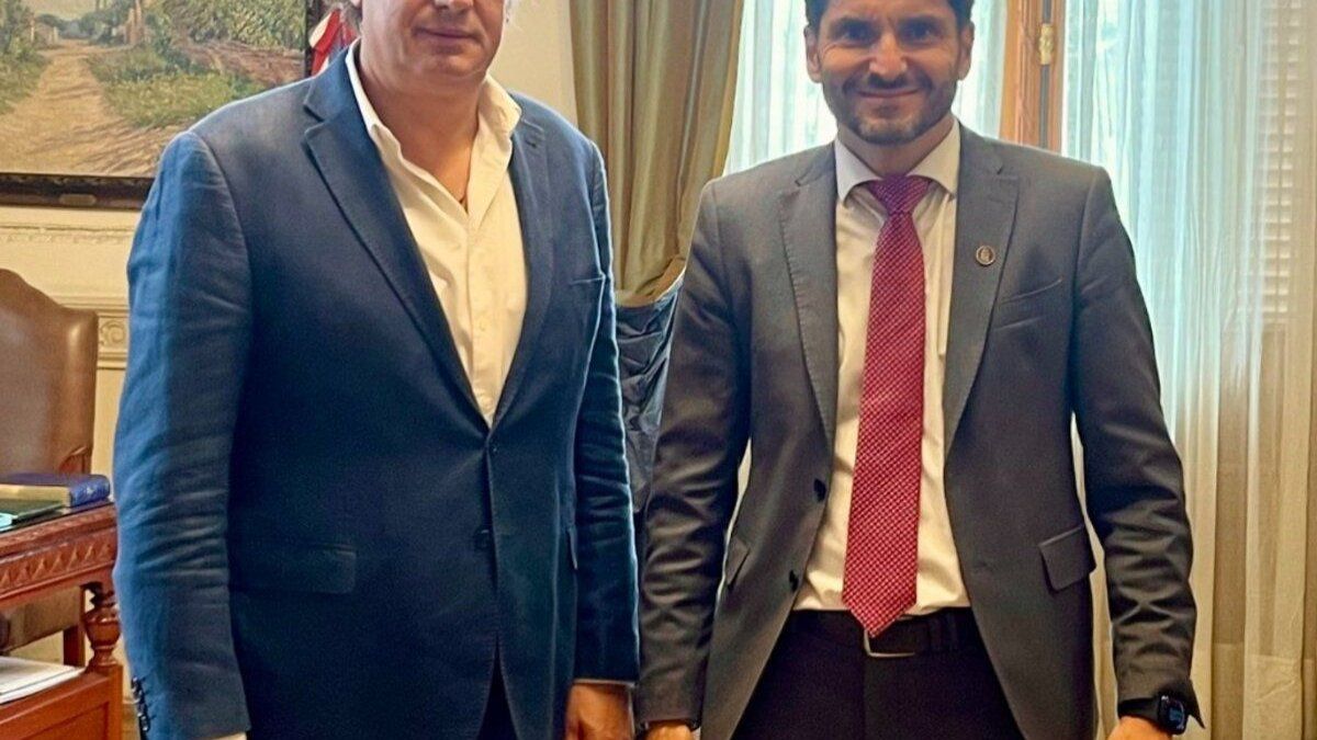 Maximiliano Pullaro sigue sacudiendo el tablero y apuesta a dirigentes ...