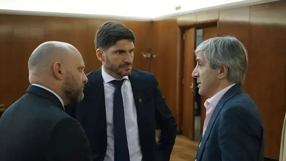 Los dichos de Luis Caputo no cayeron nada bien en Santa Fe: Hacen mucho ...