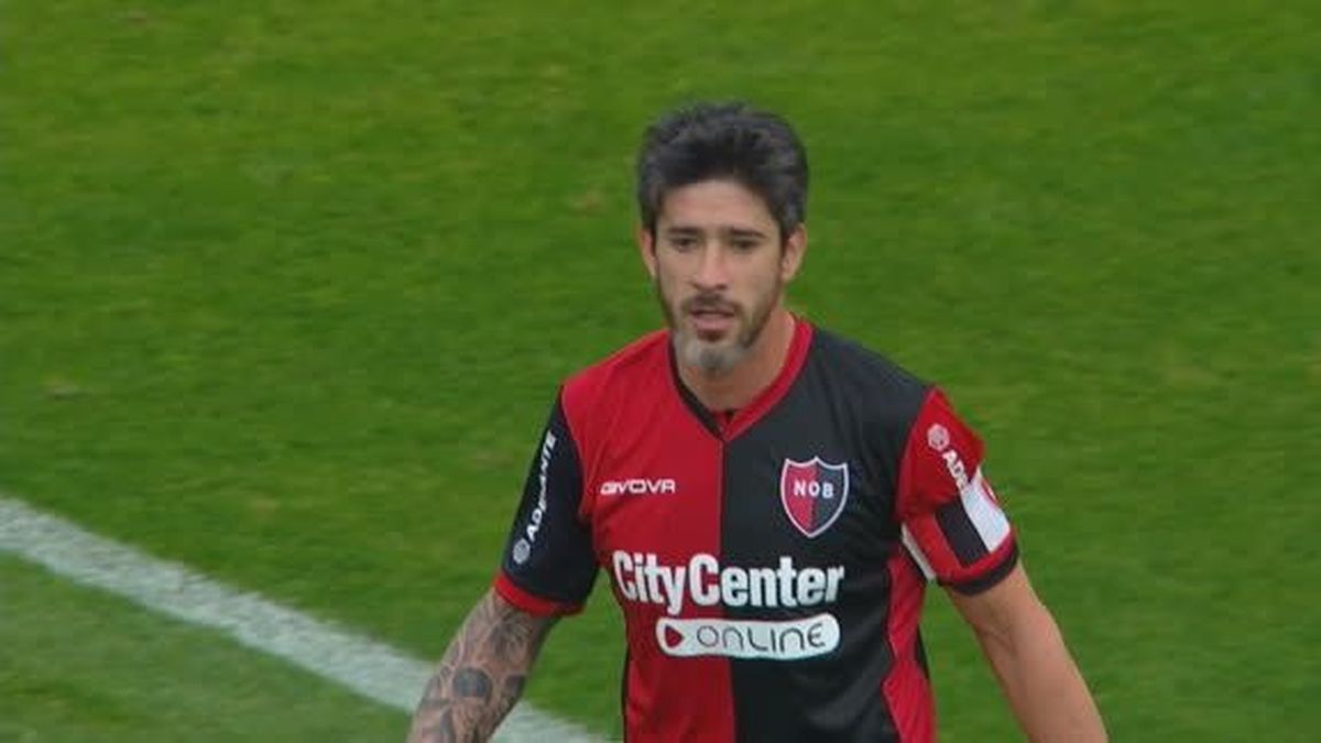 Central ganó el clásico, Newells se lamenta por Pablo Pérez