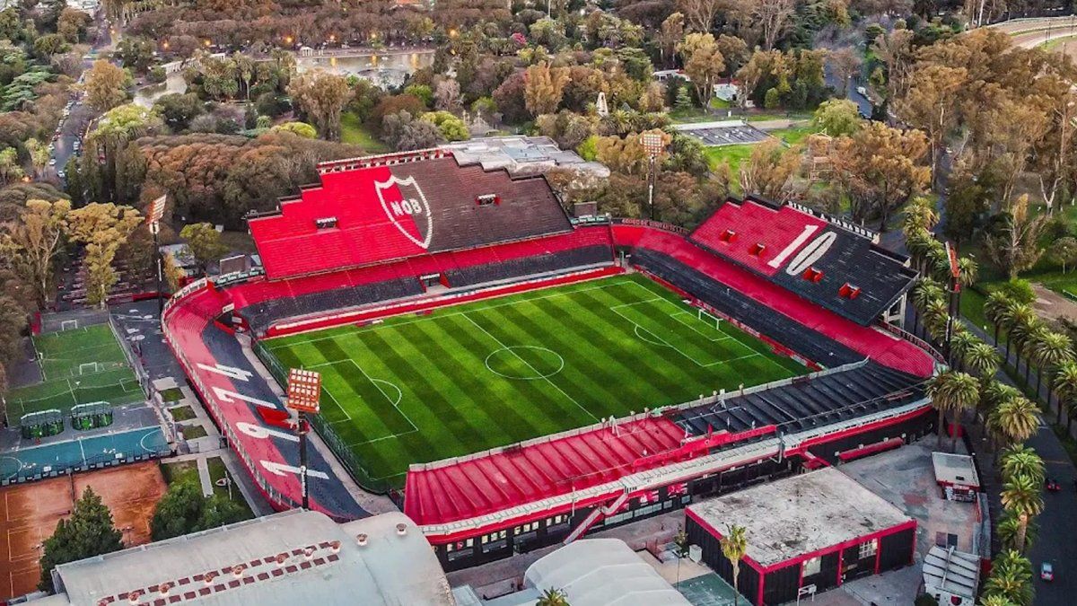 Pese al paro de UTEDyC, Newells Old Boys vs. Racing se jugaría