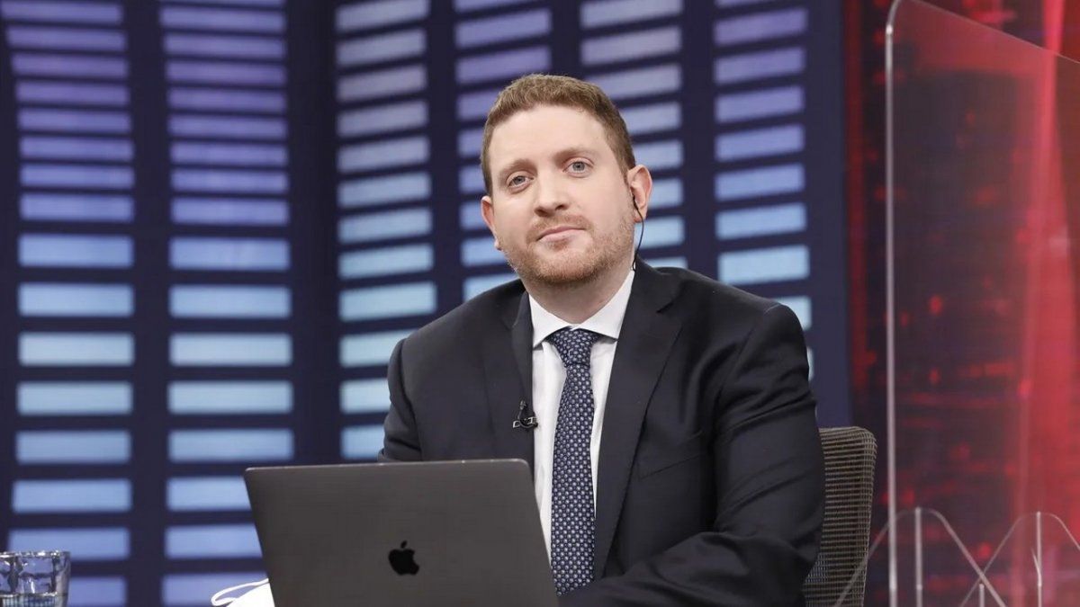 Por qué Jonatan Viale no está ni en LN ni en Radio Rivadavia
