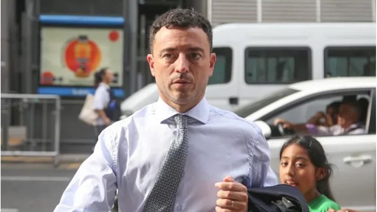 Menos UCR, más LLA: Rodrigo de Loredo se quiere entregar a Karina Milei