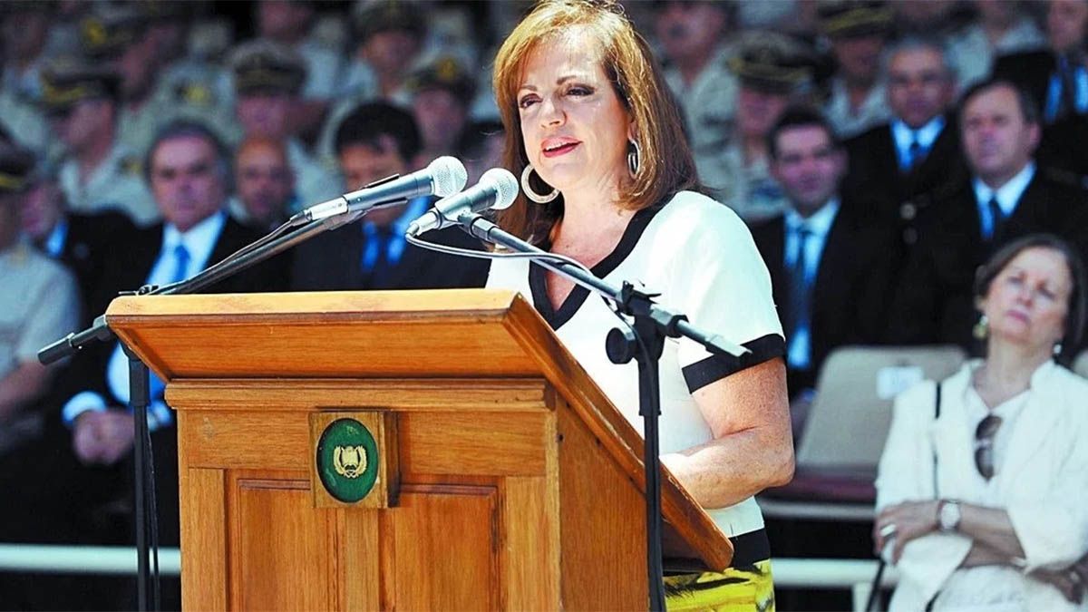 El turno de Nilda Garré por acumuladora de cargos públicos