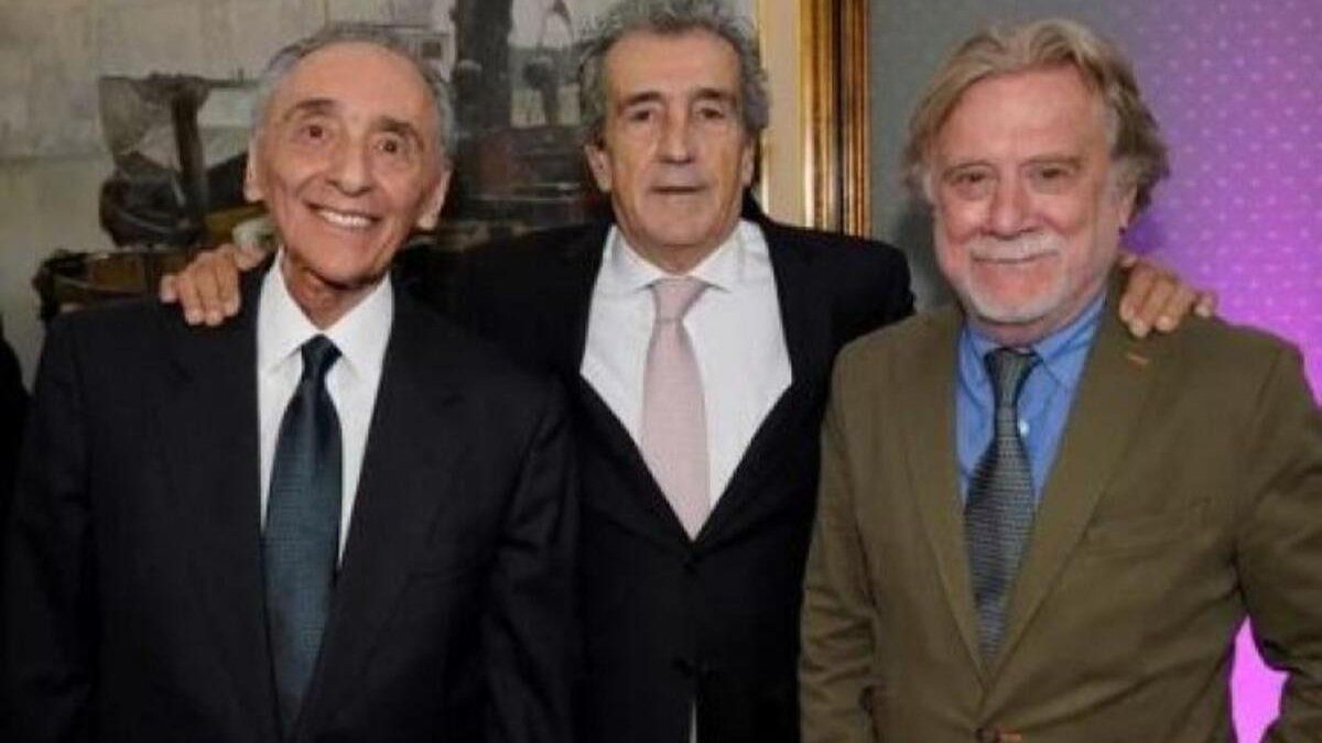 Arde Clarín: Roa y Kirschbaum no saben qué hacer con Massa