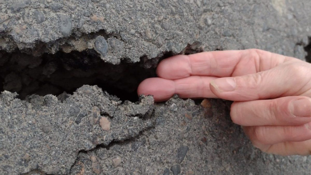 Pánico en Comodoro Rivadavia: La ruta 3 se partió al medio