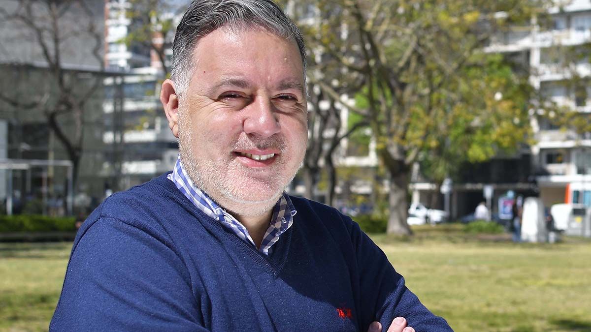 Fabián Doman todavía no asumió y Falcioni entra en dudas