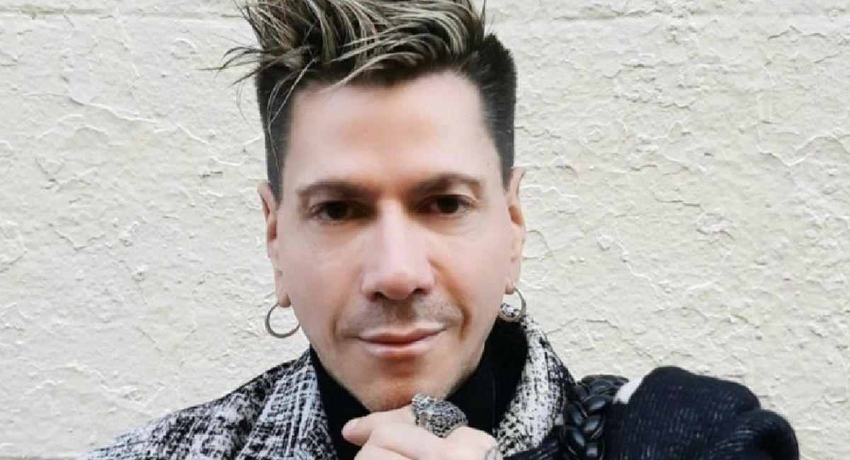 Roberto Piazza puso en duda la amenaza de bomba que sufrió Lali Espósito