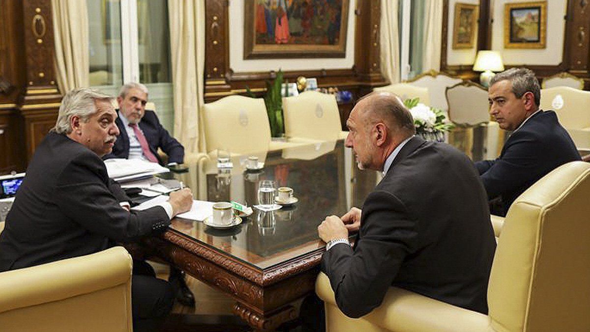 Omar Perotti cruzó a Aníbal (y metió a Alberto)