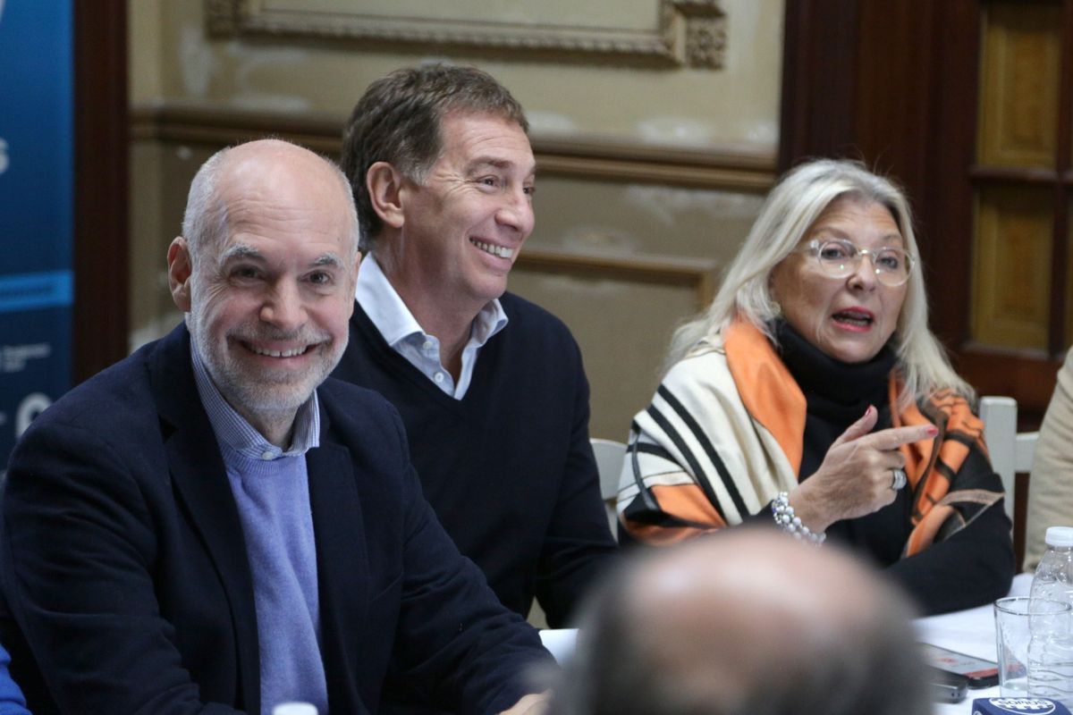 Juntos, Larreta, Elisa Carrió y Diego Santilli ampliando JxC
