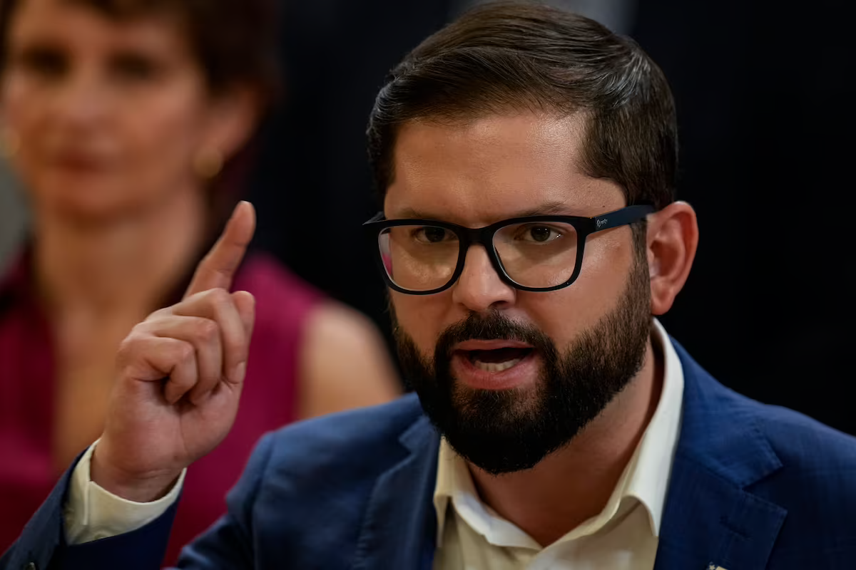 Violenta Chile de Boric: Los ciudadanos se arman y blindan autos