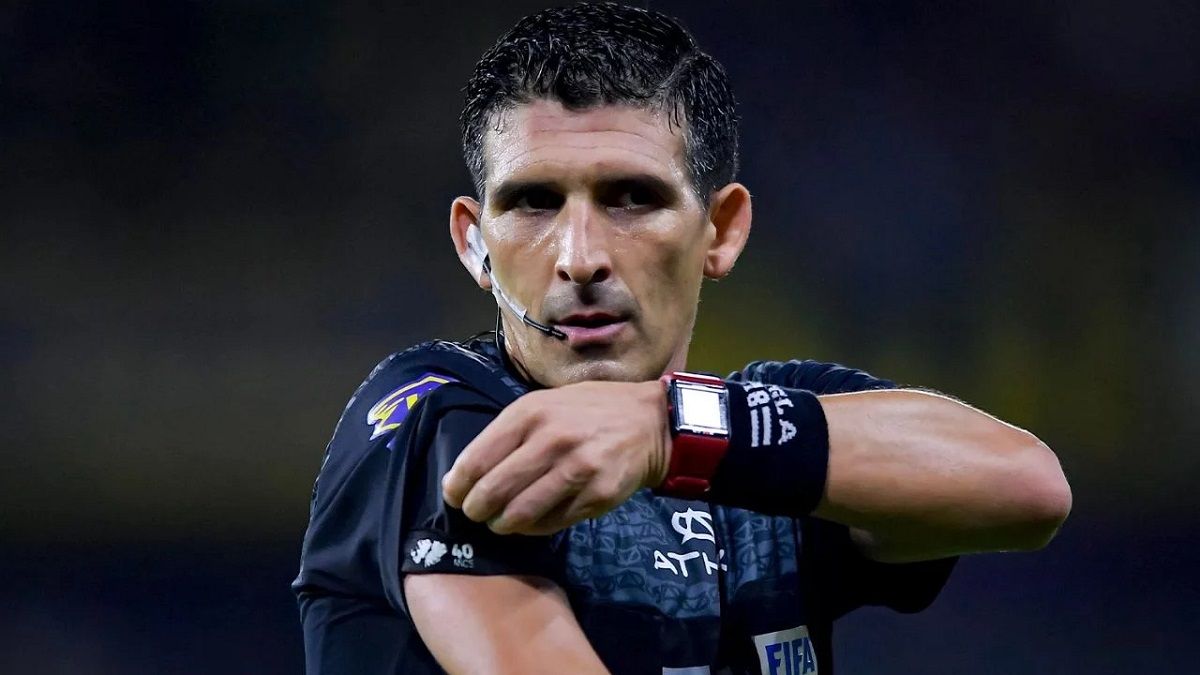 3 insólitos errores de Andrés Merlos, árbitro internacional