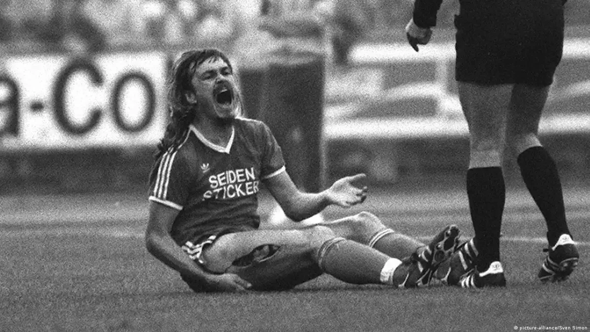 La peor lesión del fútbol: el escalofriante incidente de Ewald Lienen