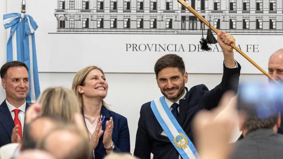 100 días de Maximiliano Pullaro: Las cartas de una campaña compleja