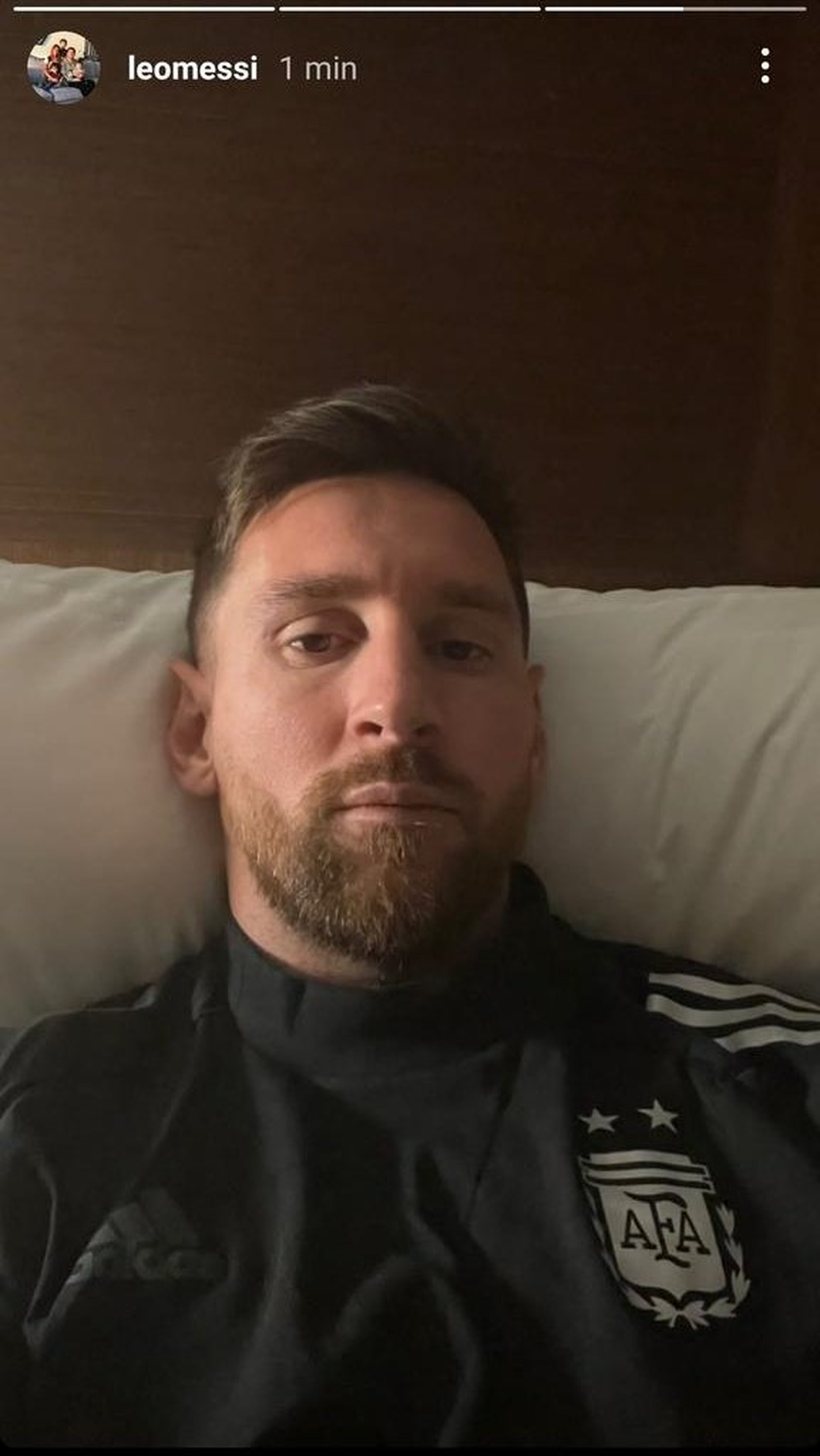 Entre memes y su rodilla, Lionel Messi preocupa al PSG