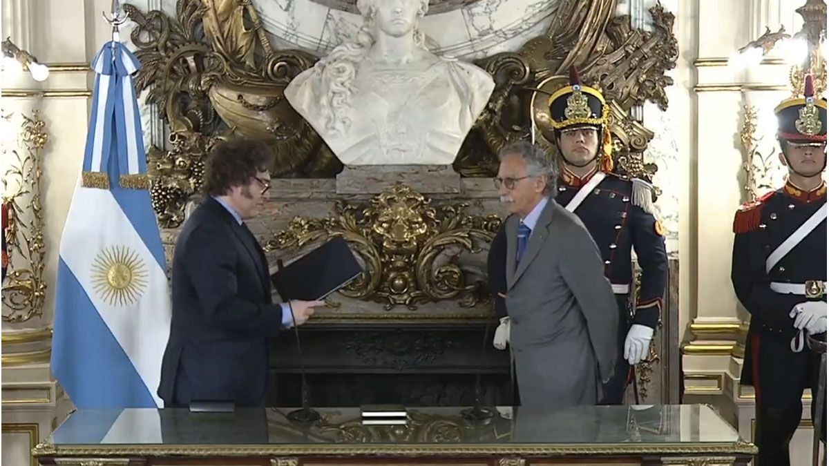 Juró Mario Lugones como nuevo ministro de Salud