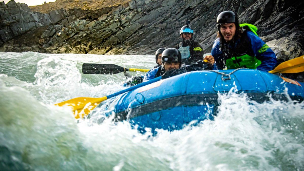 Horribles muertes en El Chaltén: Volcó embarcación de rafting
