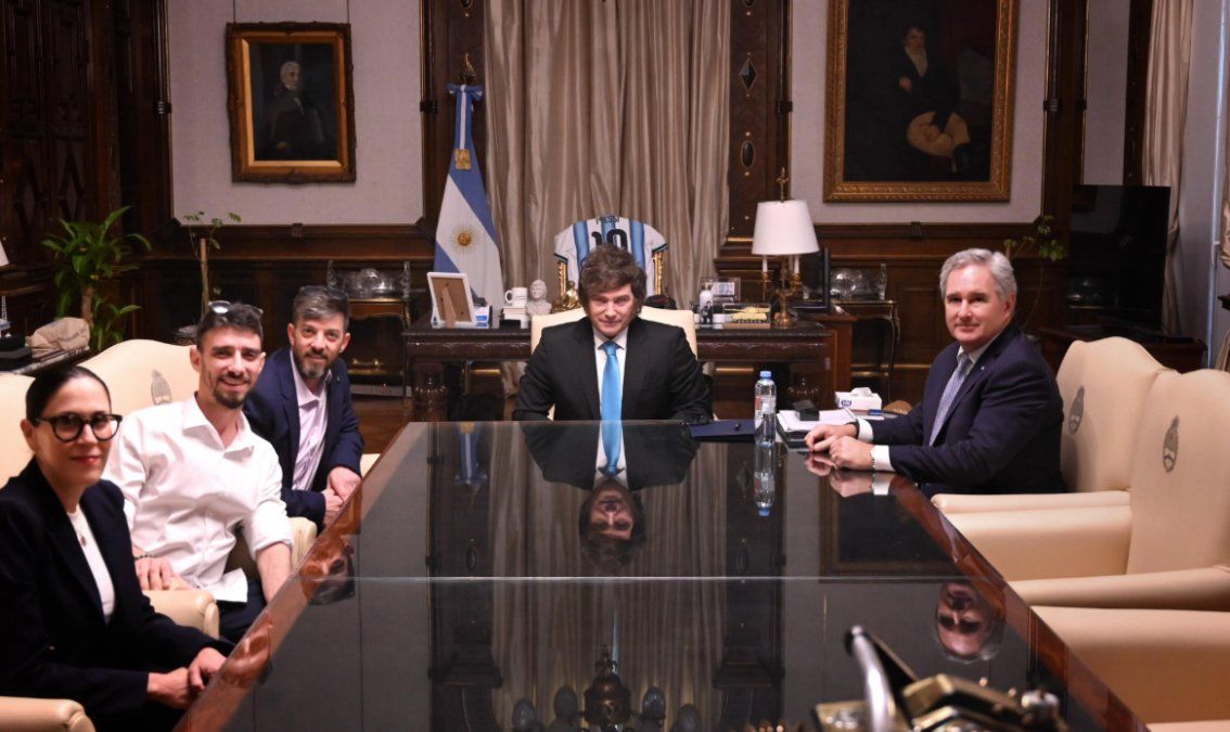 Javier Milei recibió a 2 argentinos que fueron rehenes de Hamas