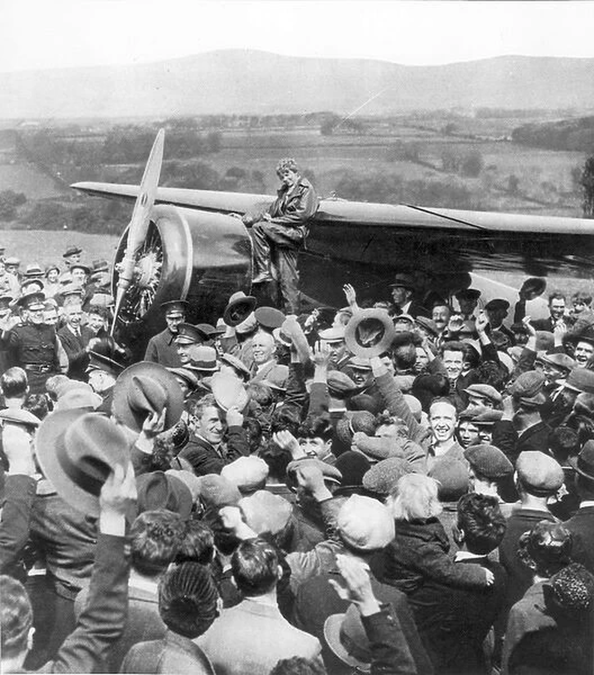 Amelia Earhart: La mujer piloto que conquistó el Atlántico en solitario