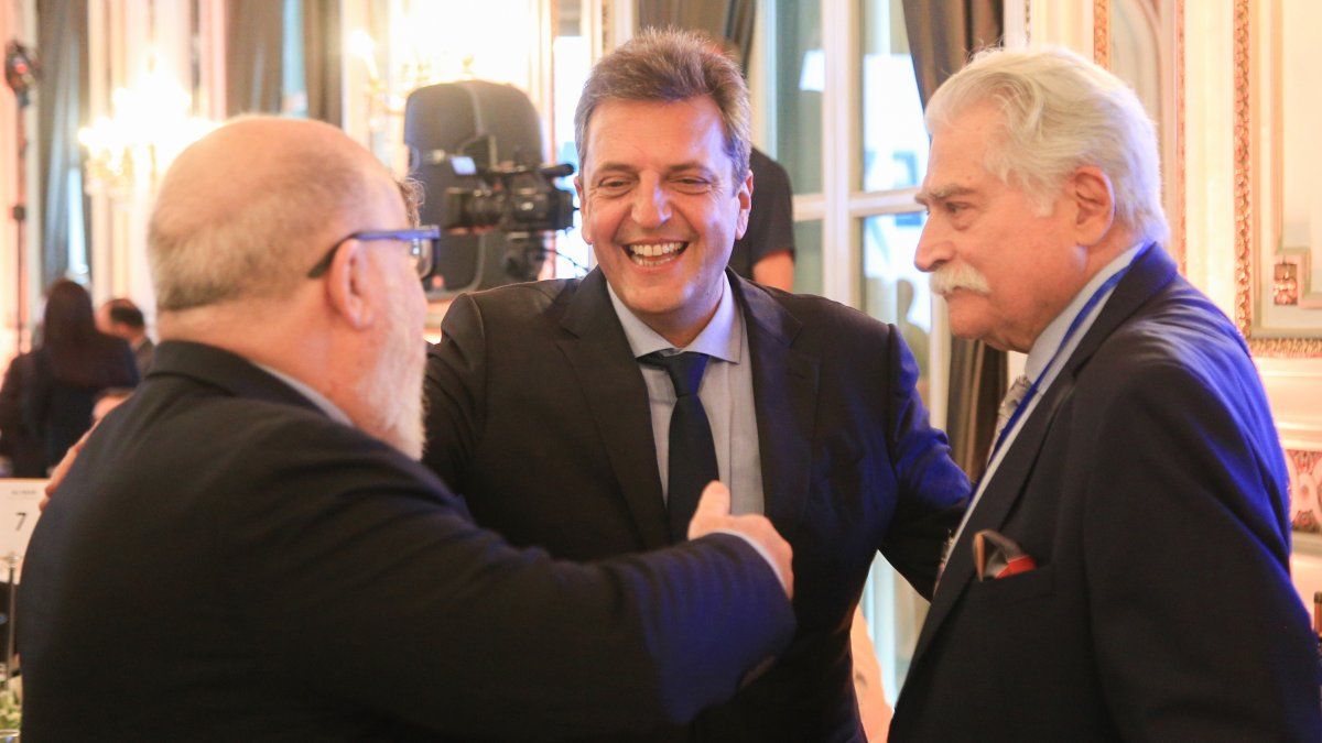 Sergio Massa a la carga contra Tortuga Pesce y los cuervos