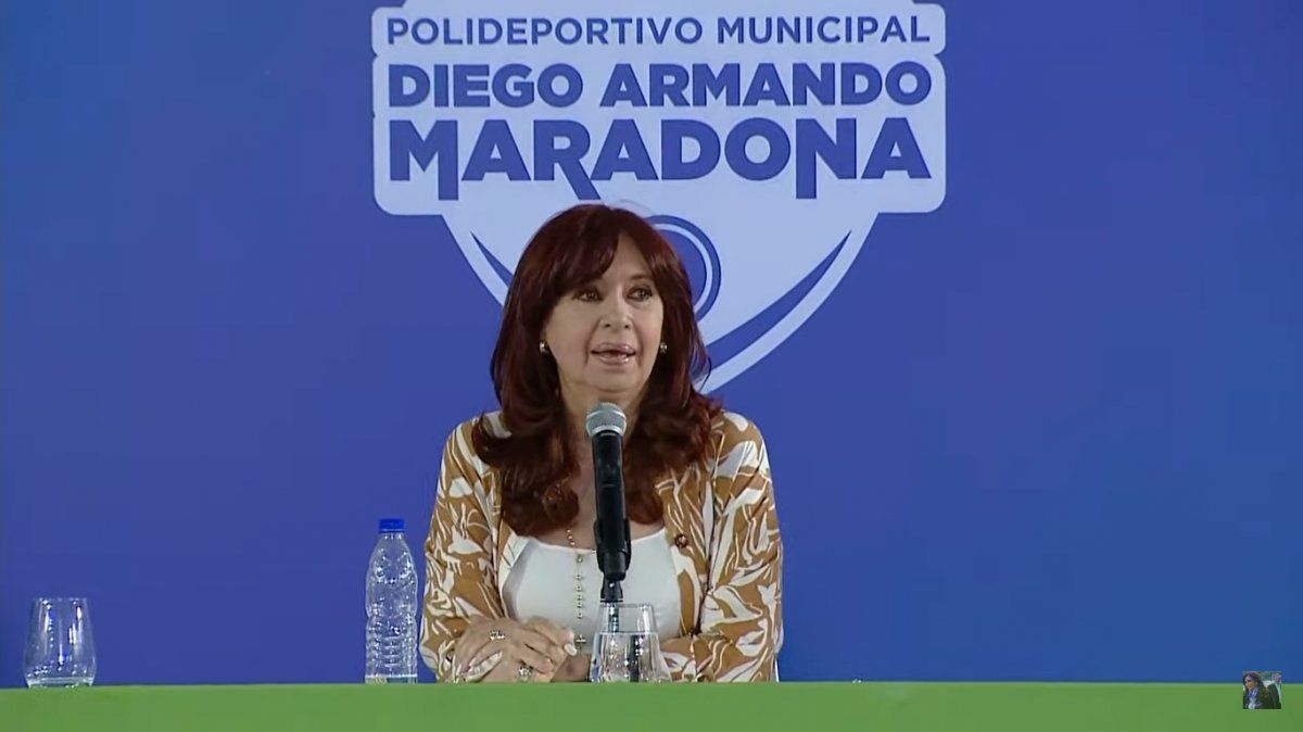 Reapareció CFK: No es renunciamiento, sí proscripción