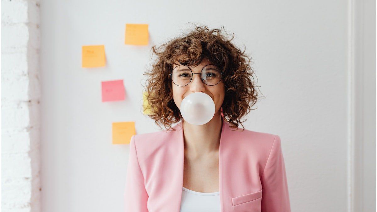 36 personas comieron chicle y los científicos descubrieron esto en el ...