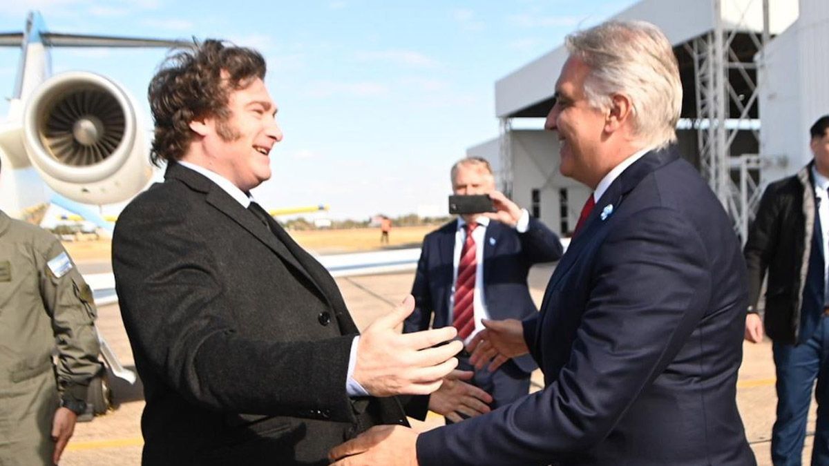 Martín Llaryora cierra 2024 arriba de Javier Milei en Córdoba