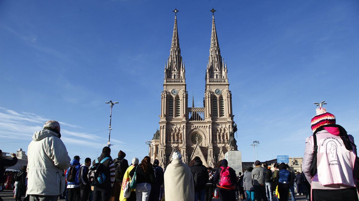 La leyenda negra contra Isabel Perón y la Virgen de Luján