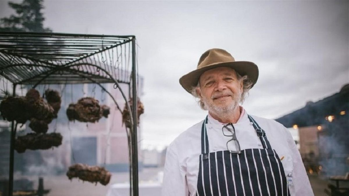 Gracias a 3 milanesas Francis Mallman es el mejor chef