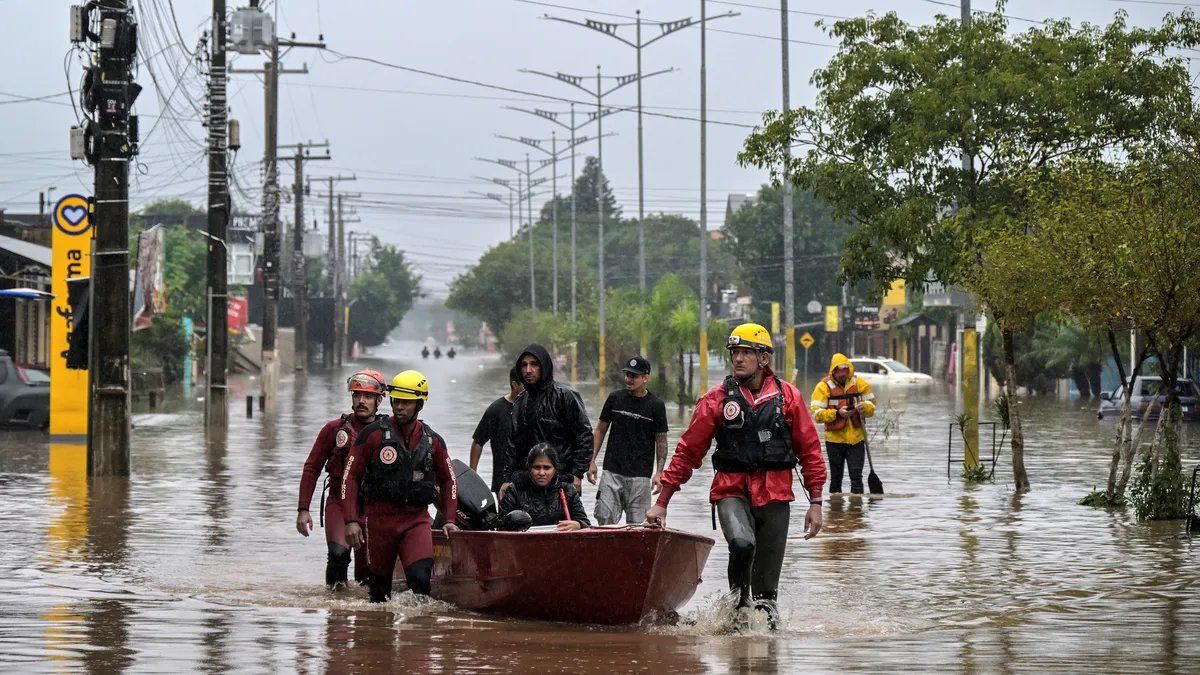 Por la inundación, Brasil evalúa construir 4 ciudades temporarias