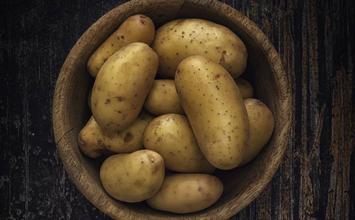 Alimento: Si ves esto en una papa, no la consumas