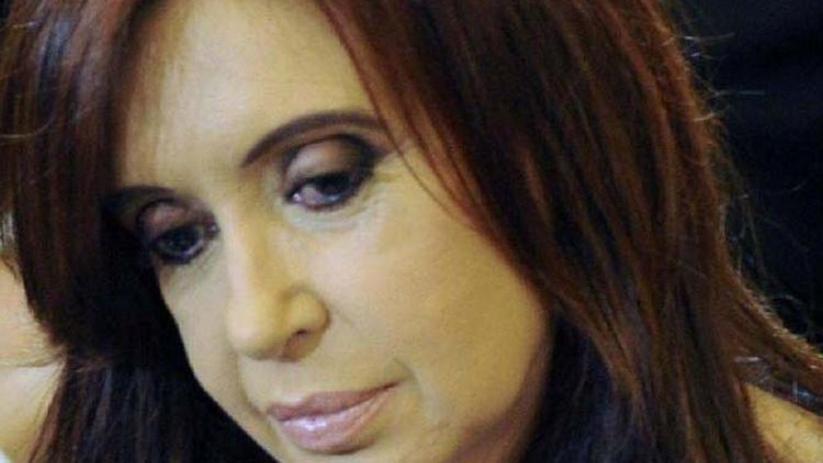 Con un video de Echarri, CFK pidió el sobreseimiento por el memorándum ...
