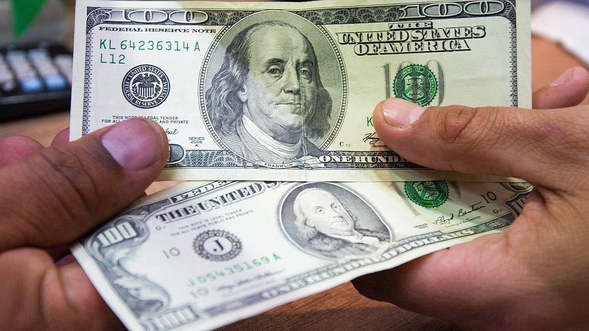 Dólar cara grande y sin franja azul: ¿Dónde son aceptados?