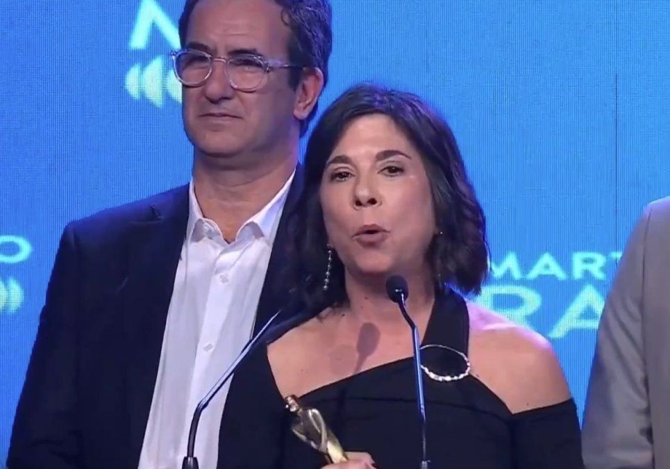 María ODonnell disparó contra el Gobierno tras ganar el Martín Fierro ...