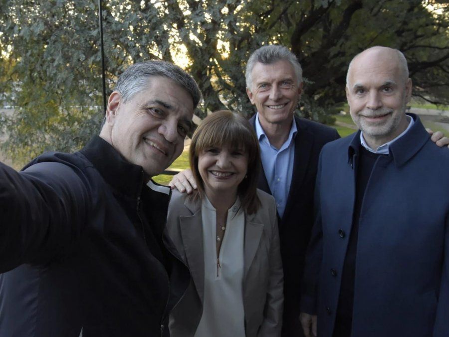 Ray Lomas, Jethro Tull y el rock de Rodríguez Larreta