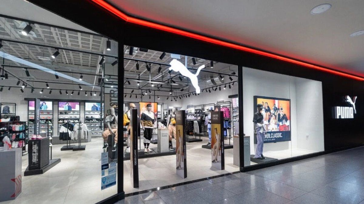 El outlet con 2x1 en zapatillas que está arrasando en ventas