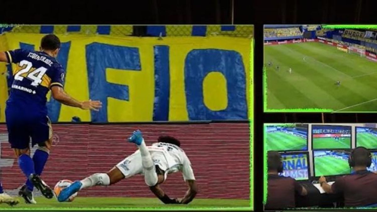 Filtraron los audios del VAR que hablan del “roce” de Izquierdoz