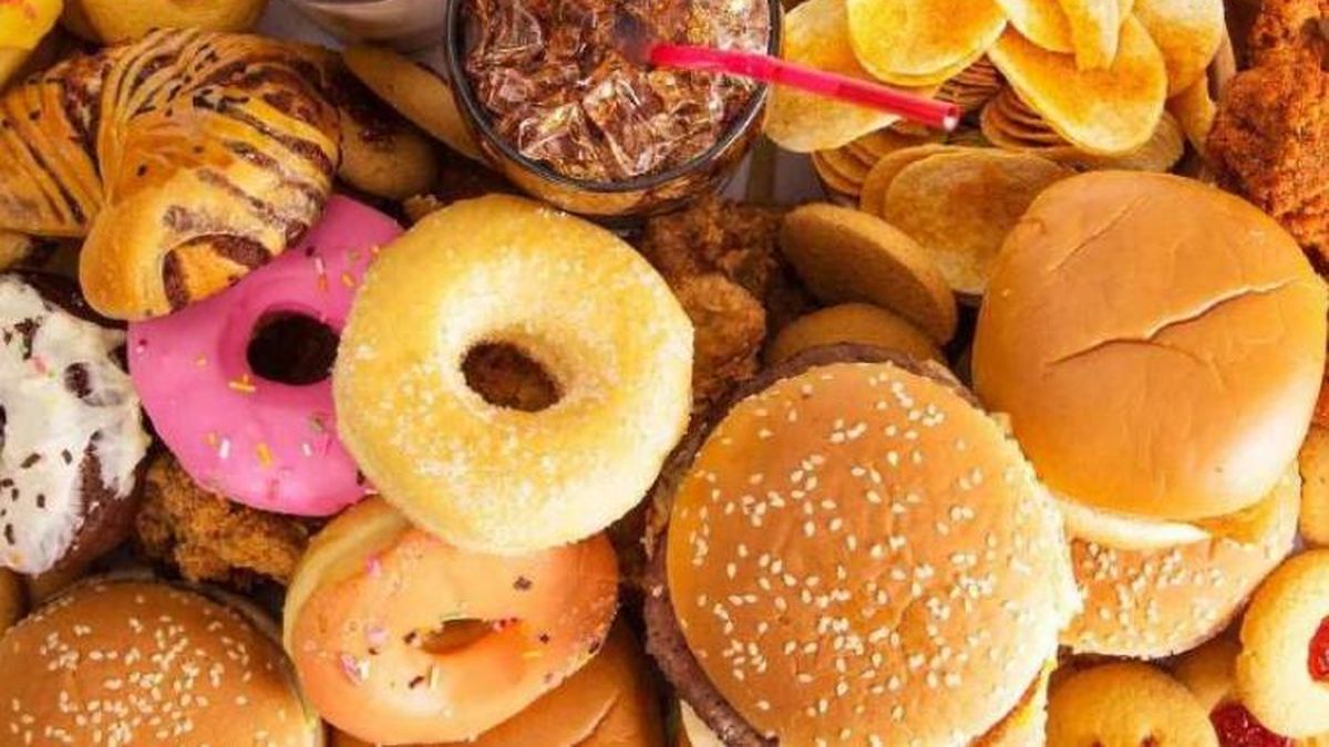 Ultraprocesados aumentan el riesgo de enfermedad intestinal