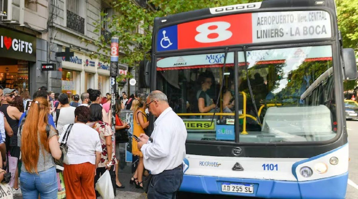 Viajar en colectivo sin pagar: La app que reintegra hasta seis boletos ...