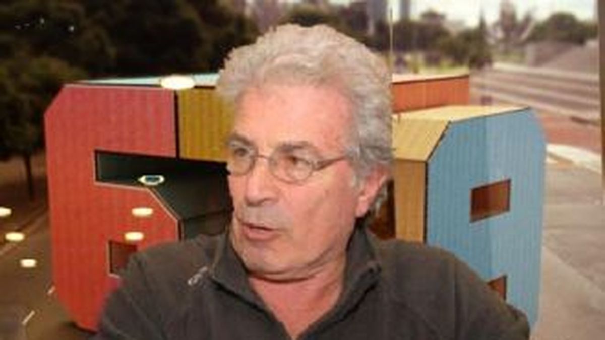 Cristina tiene quien lo defienda: Barone escribió otro poema militante