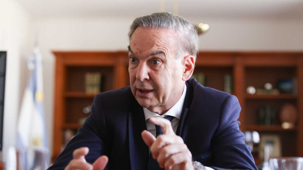 Ultimátum de Miguel Pichetto a Luis Caputo (¿o a Javier Milei?)