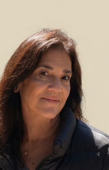 JACKIE STUKALSKY / PSICÓLOGA