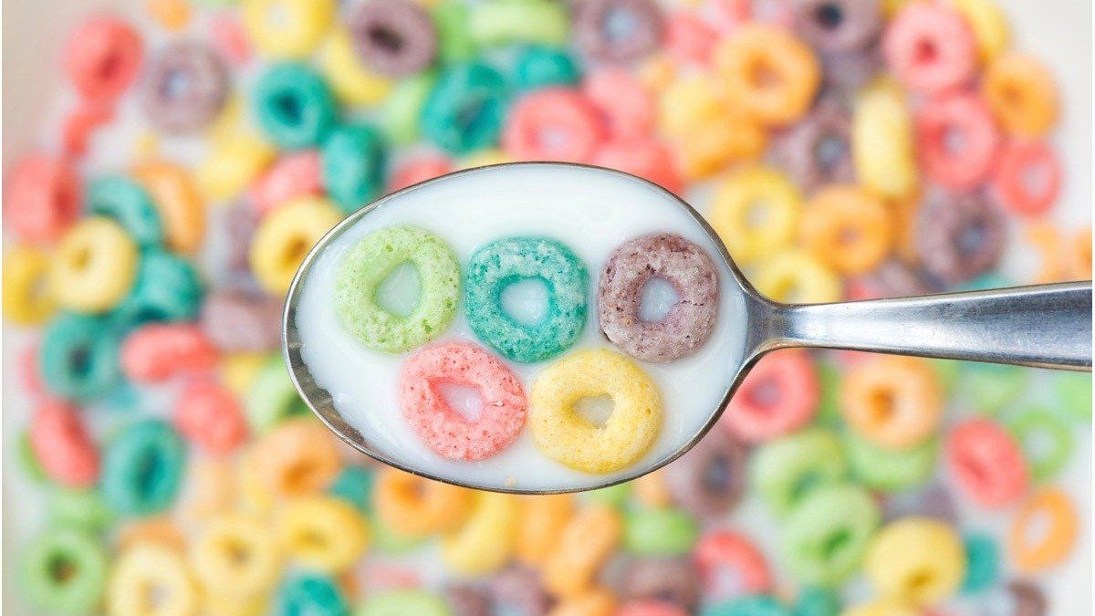 Estos son los riesgos de consumir alimentos con colorantes