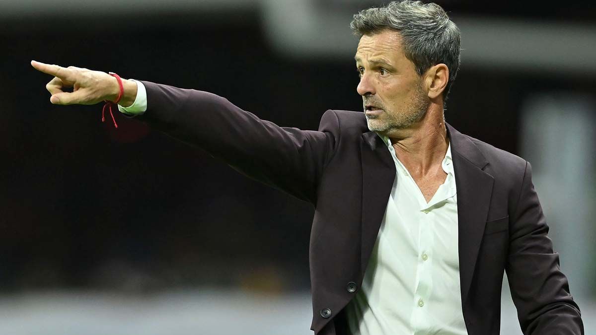 Diego Cocca no sobrevivió al escándalo “Puto / Puto”