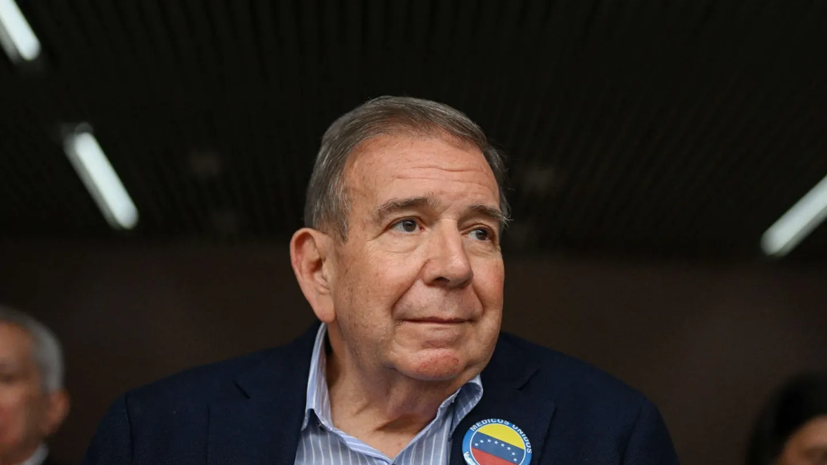 El Gobierno ahora sí reconoce oficialmente a González Urrutia como ...