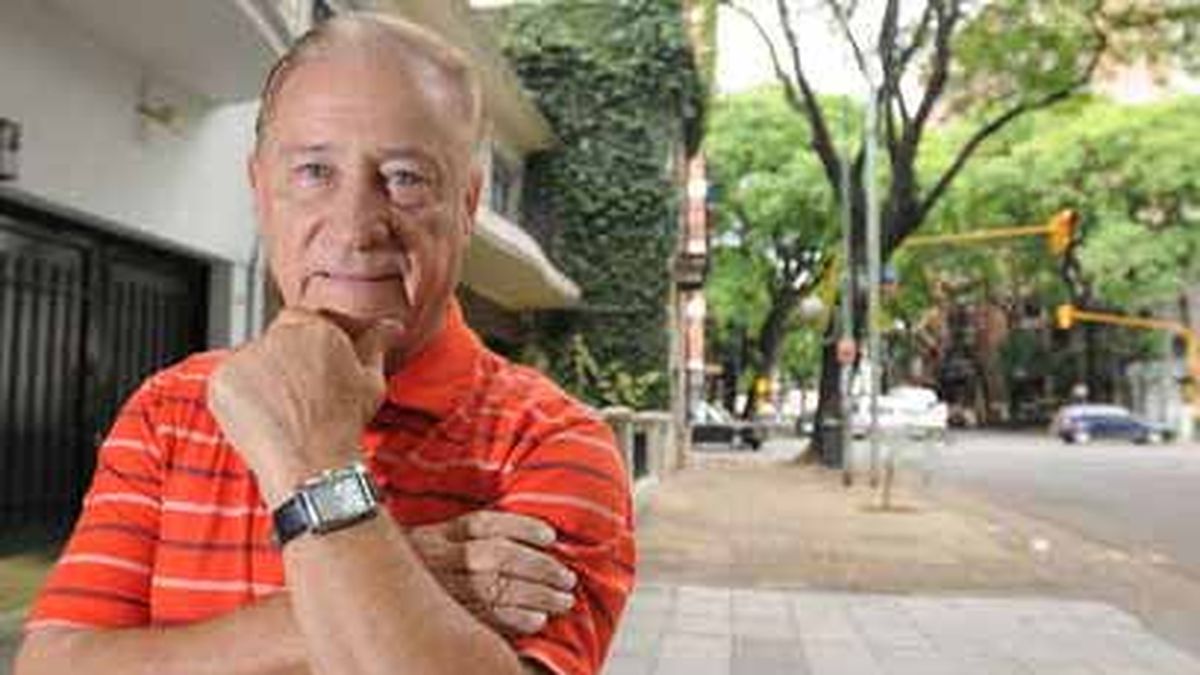 Sanfilippo le pegó a Palermo, lo trató de tronco y se aferra a su mejor ...