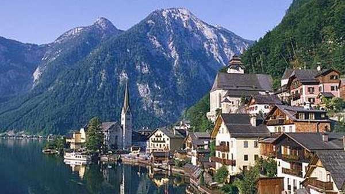 Hallstatt, “made in China”